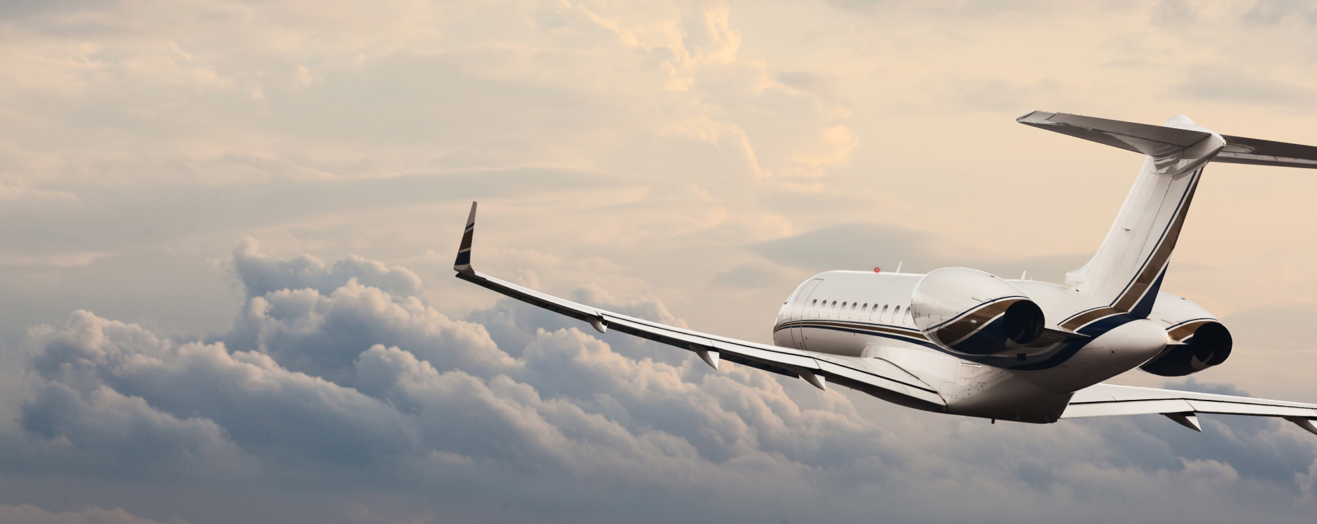 Airplane Rental Calculator | Estimate Private Jet Costs