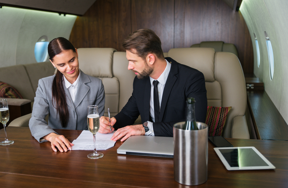 Why Private Jet Charters Make Sense for Professionals